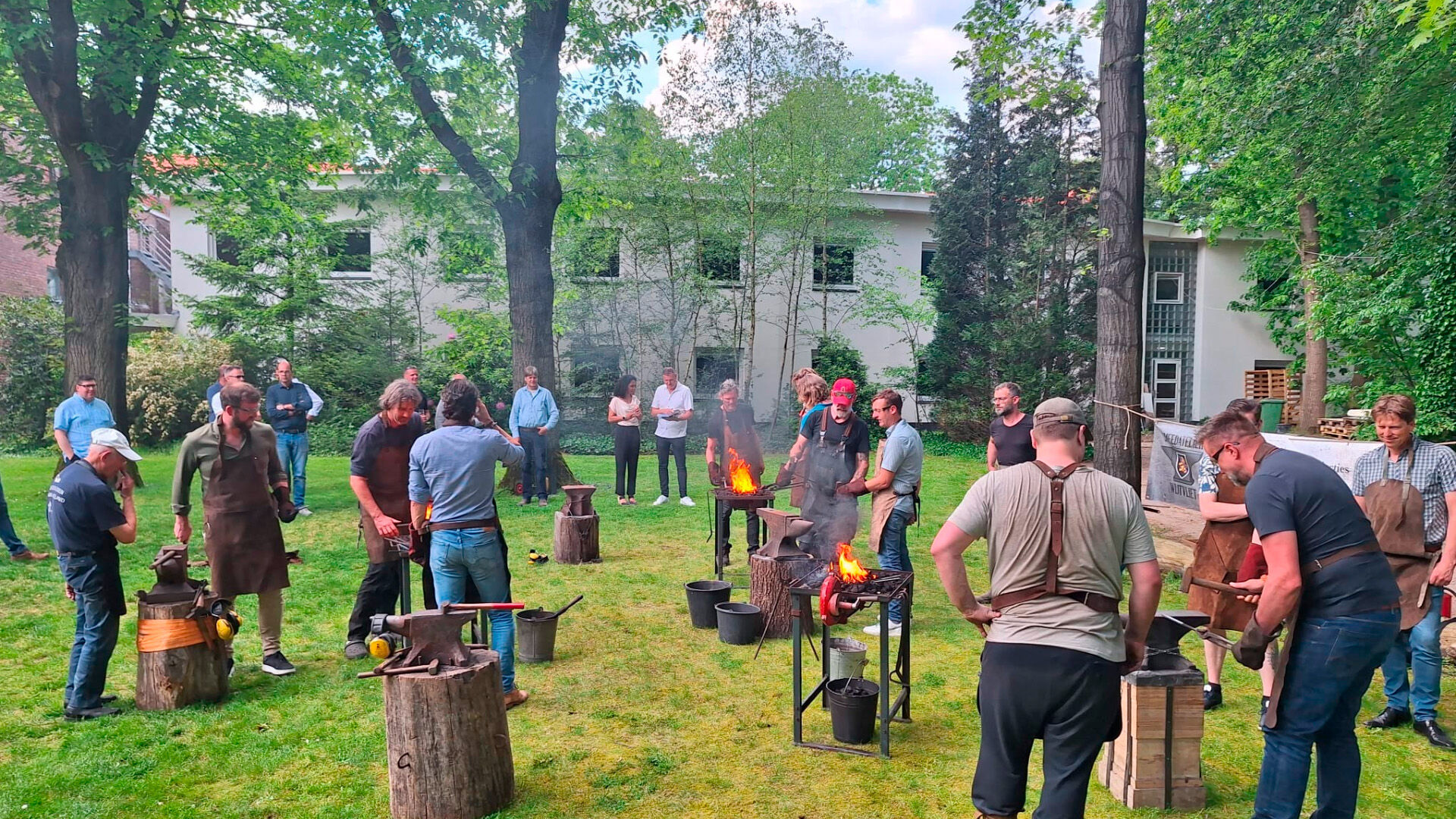 Bachmann Electronic: Expertise on Two Continents - atvise - HMI + SCADA