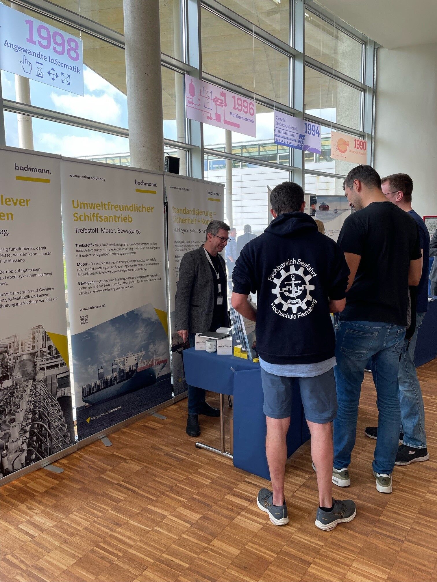 Bachmann Electronic: Expertise on Two Continents - atvise - HMI + SCADA